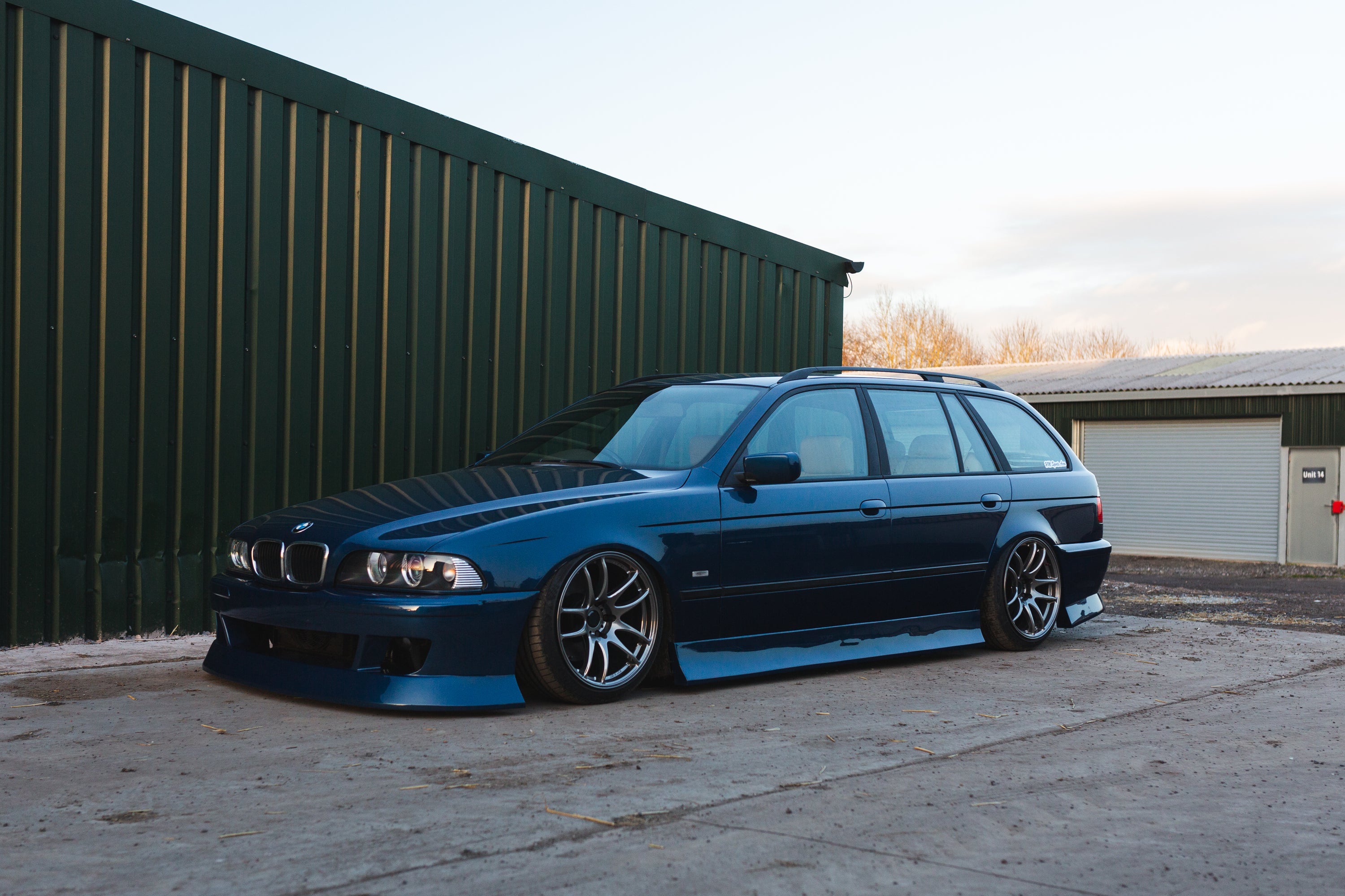 BMW E39 Touring Body Kit – HM Sports Aero